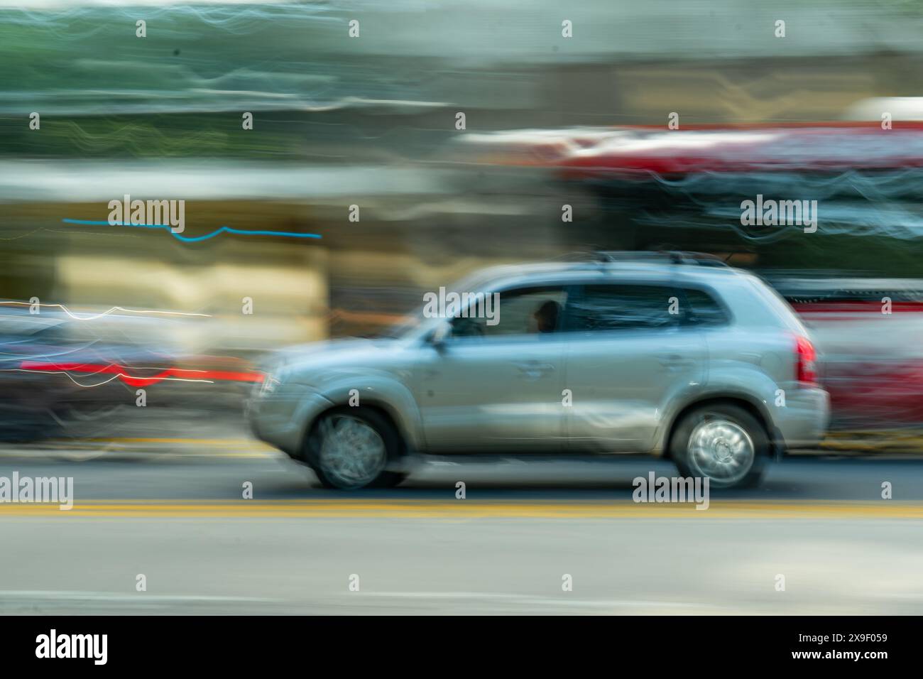 Vehicle movement on street hi-res stock photography and images - Alamy