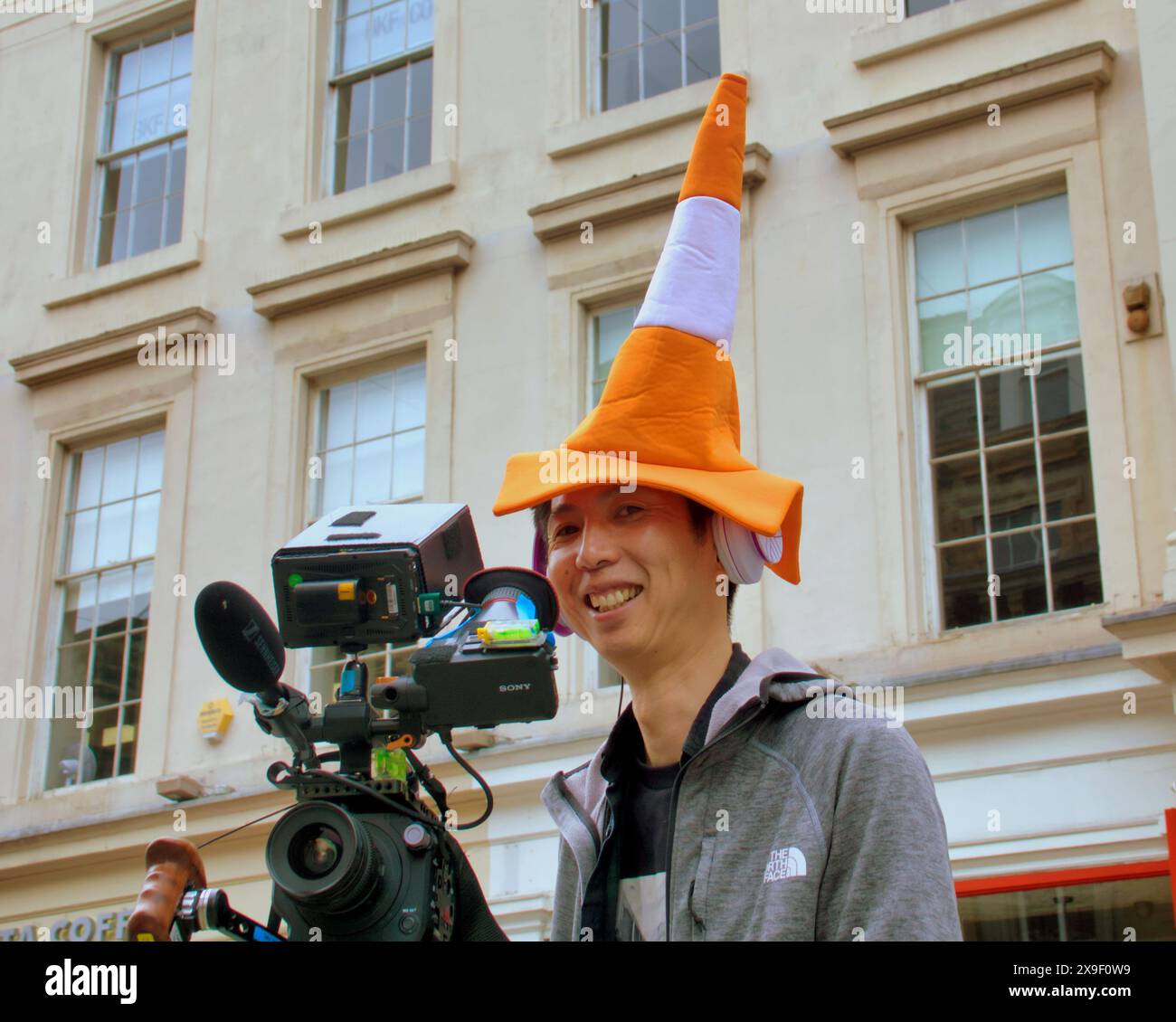 Oompa loompa willy wonka hi-res stock photography and images - Alamy