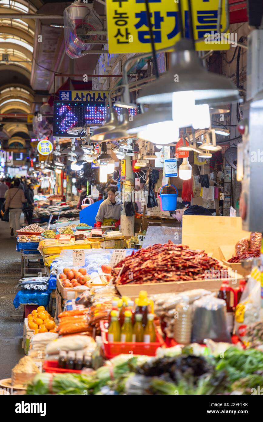 Bujeon market, Seomyeon, Busan, South Korea Stock Photo - Alamy