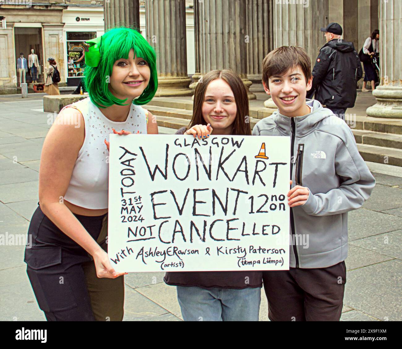 Oompa loompa hi-res stock photography and images - Alamy