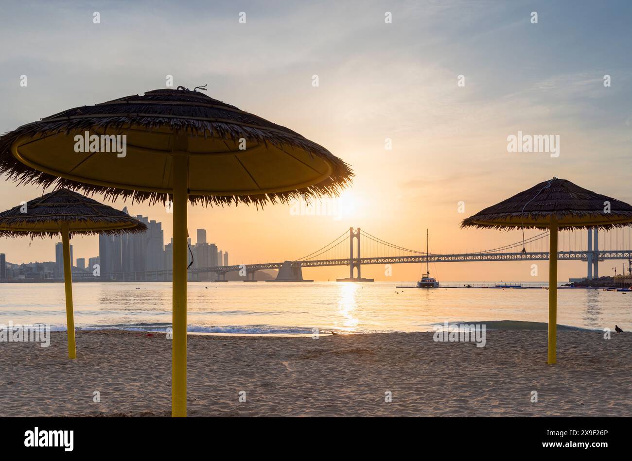 Gwangalli Beach and Gwangan Bridge at sunrise, Busan, South Korea Stock ...