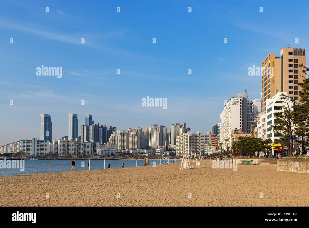 Gwangalli Beach, Busan, South Korea Stock Photo - Alamy