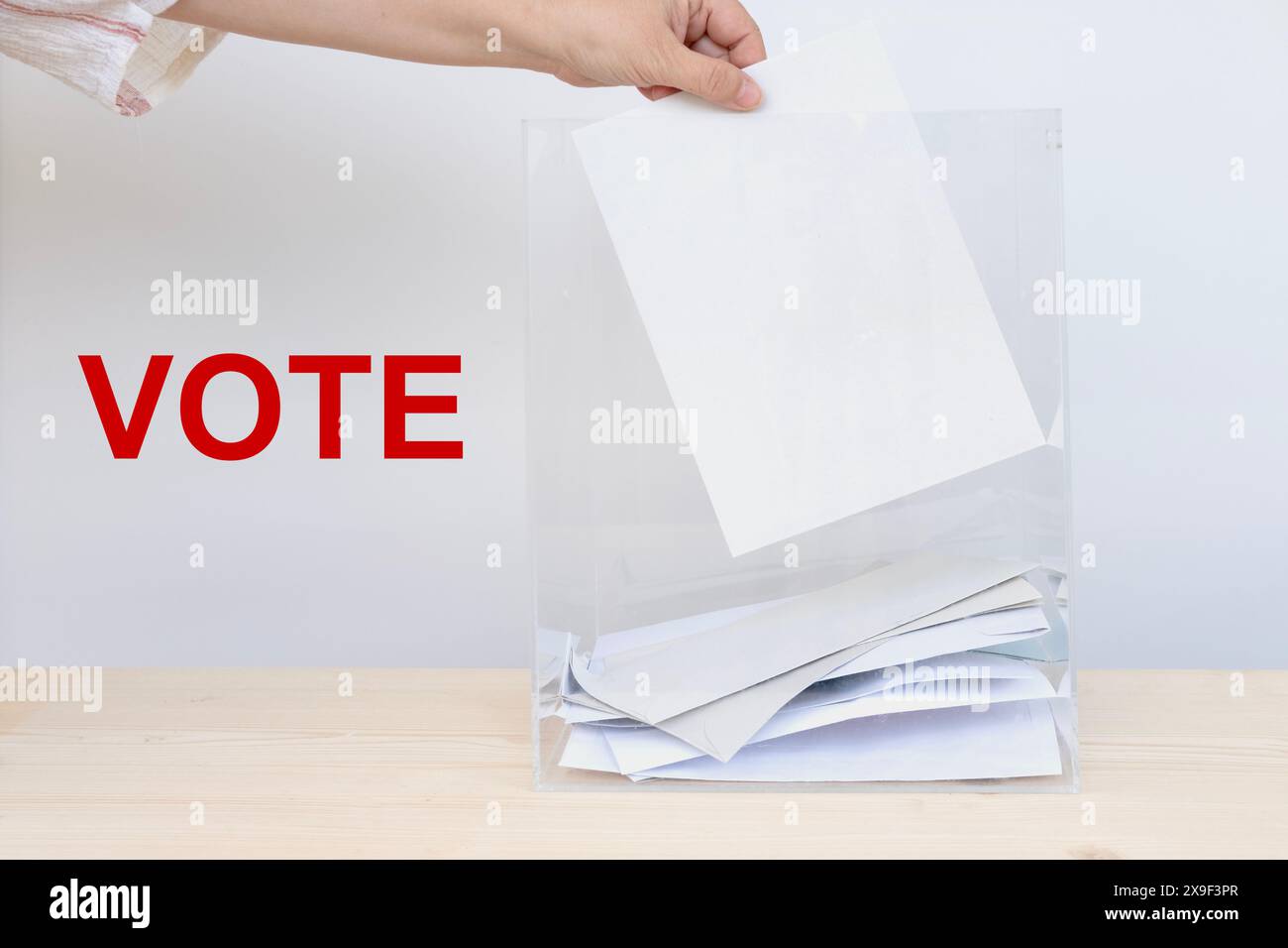 Ballot paper voting booth hi-res stock photography and images - Alamy