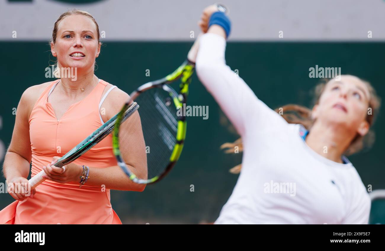 Paris, France. 31st May, 2024. Belgian Kimberley Zimmermann and Italian ...