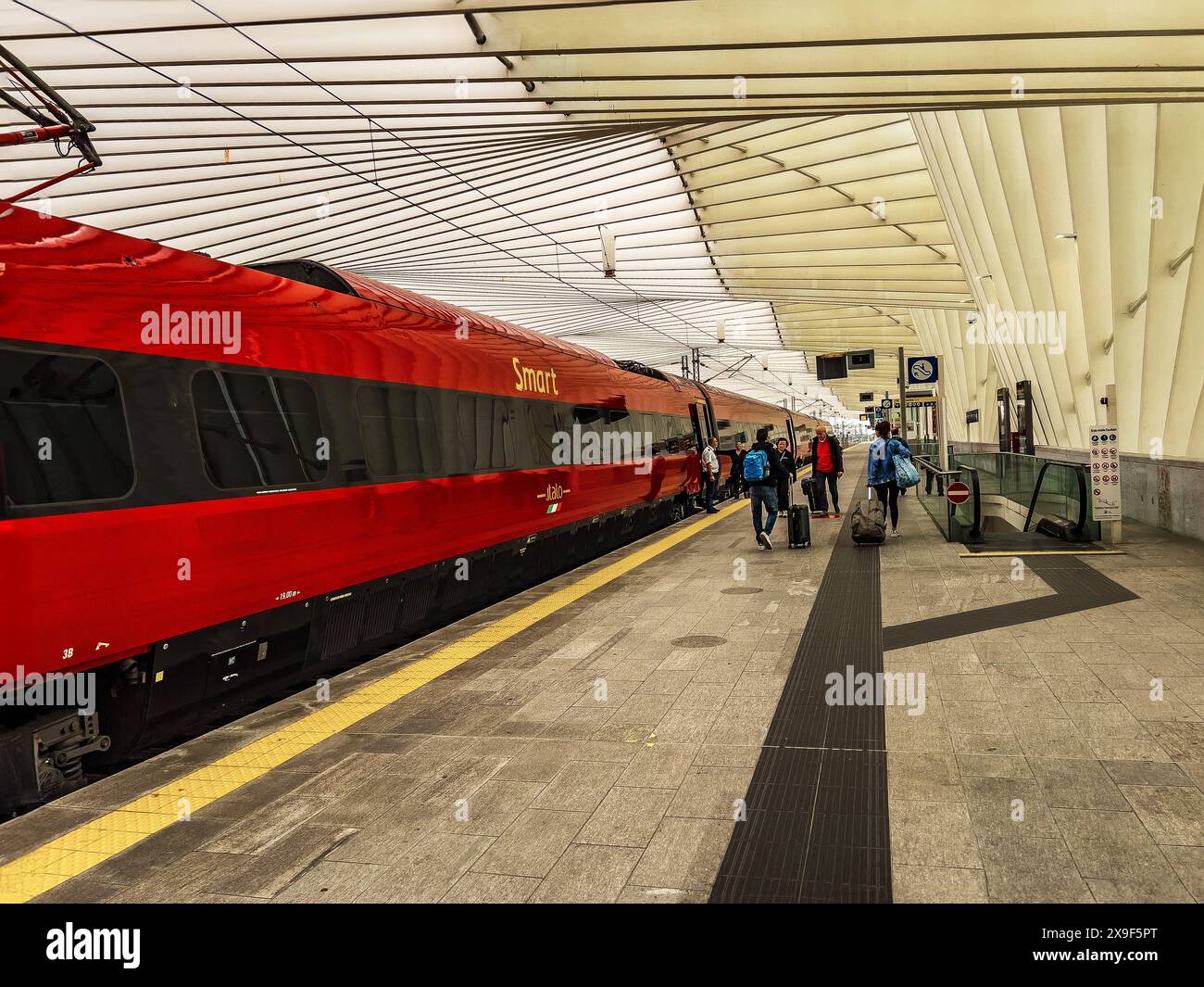 High-speed train enters Reggio Emilia AV Mediopadana Station, advanced ...