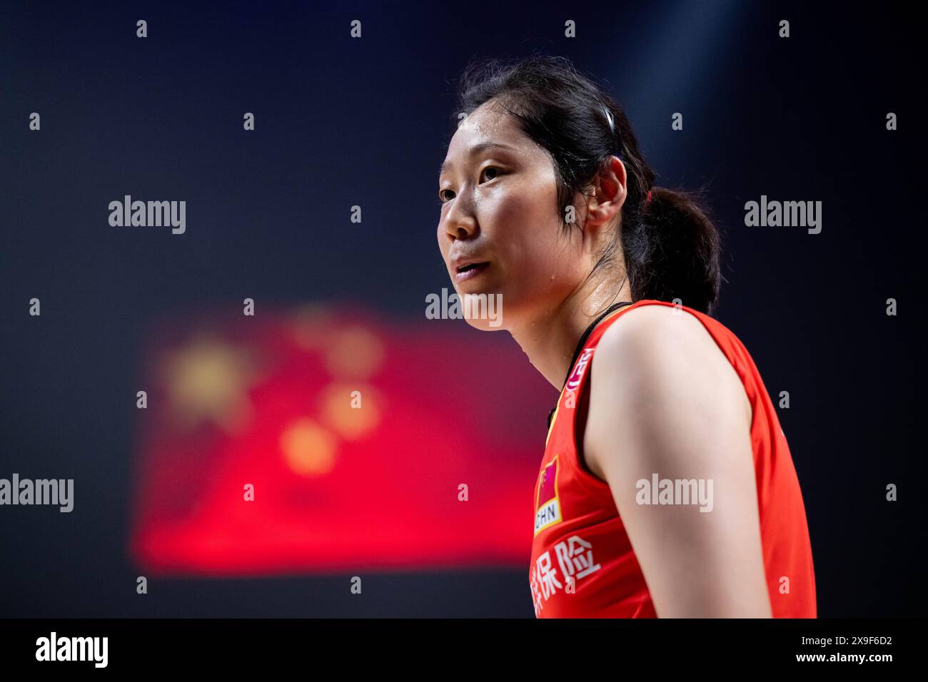 Macao, China. 31st May, 2024. Zhu Ting of China warms up before the ...