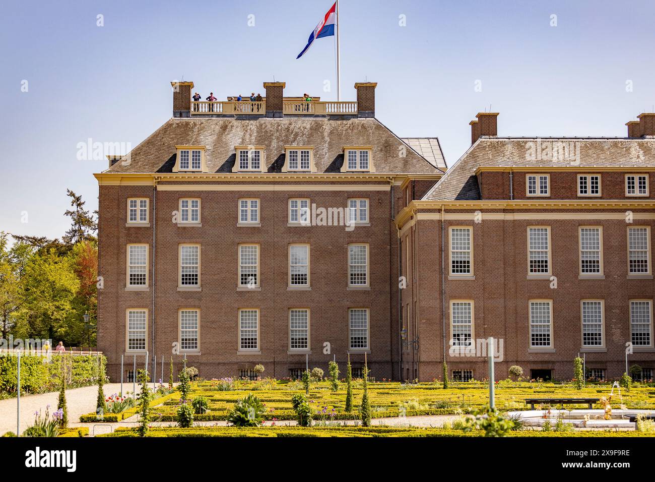Panorama Paleis Het Loo architecture Dutch royal family museum ...