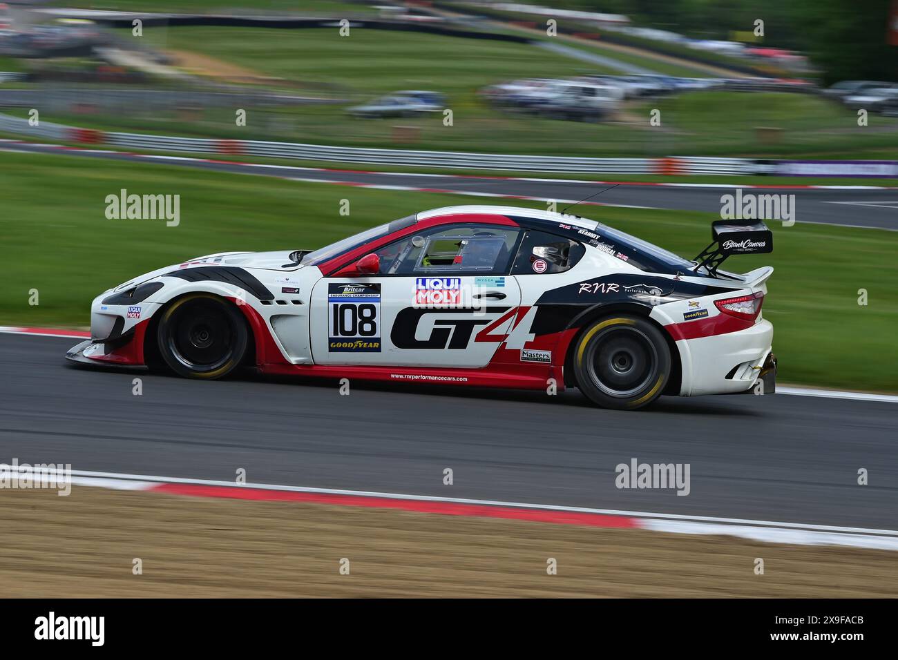 Maserati gran turismo gt4 hi-res stock photography and images - Alamy