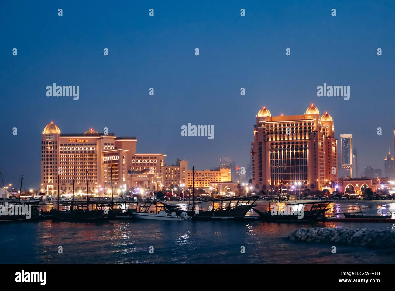 Doha, Qatar - 1 May 2024: Night view of new neighborhoods in Doha from ...