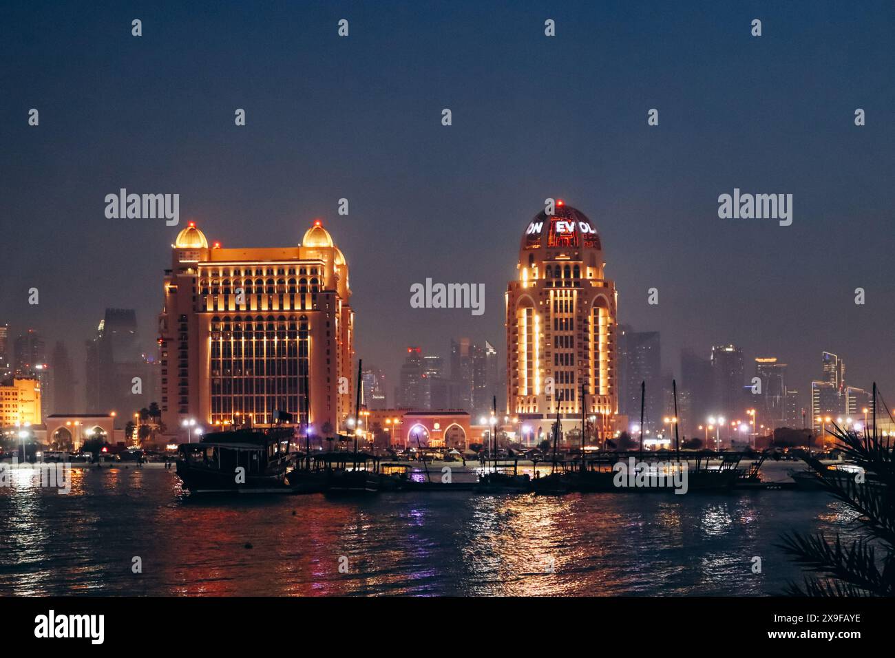 Doha, Qatar - 1 May 2024: Night view of new neighborhoods in Doha from ...