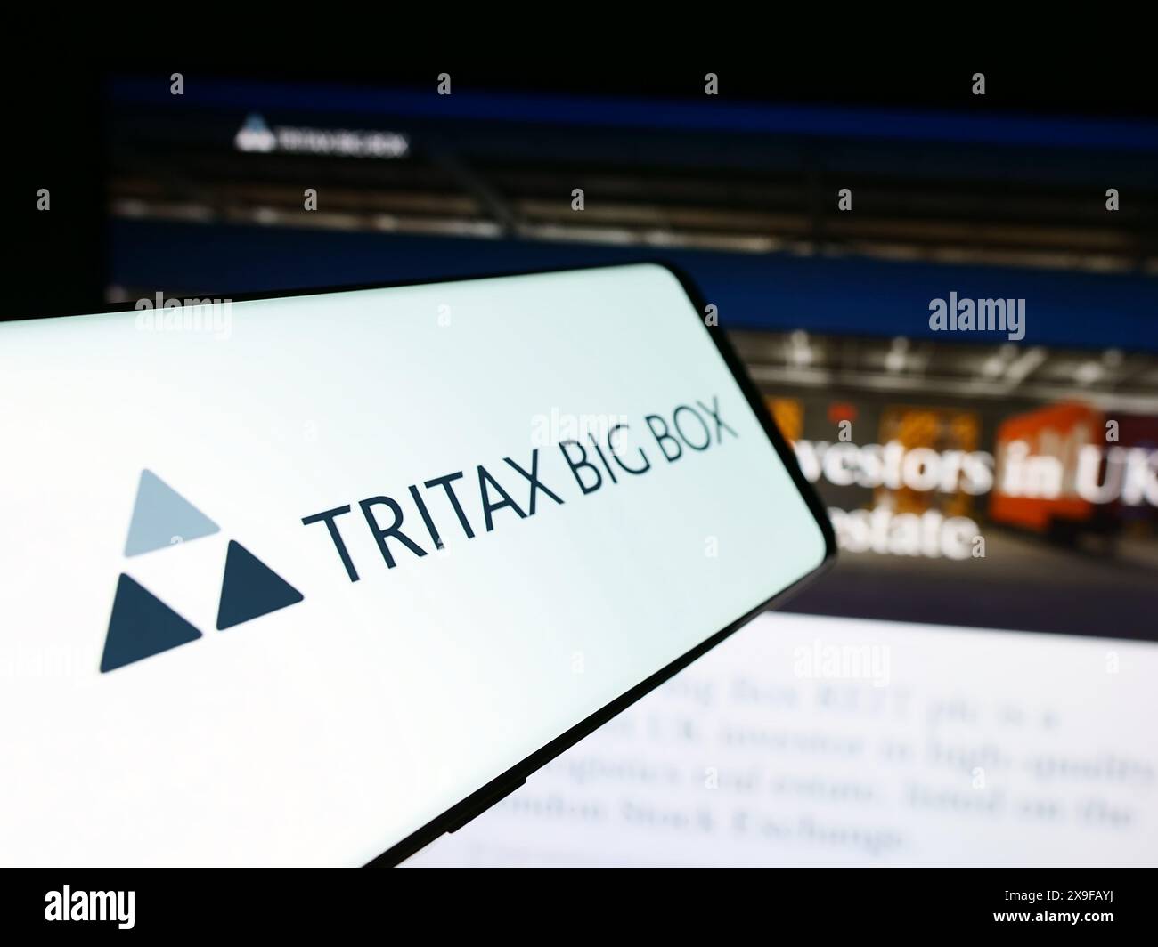 Box business logo hi-res stock photography and images - Alamy
