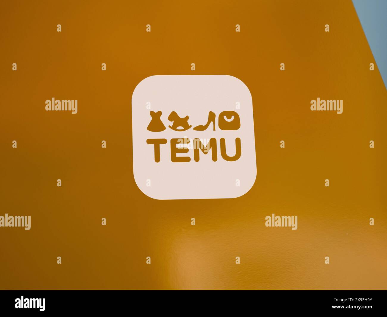 Temu app logo hi-res stock photography and images - Alamy