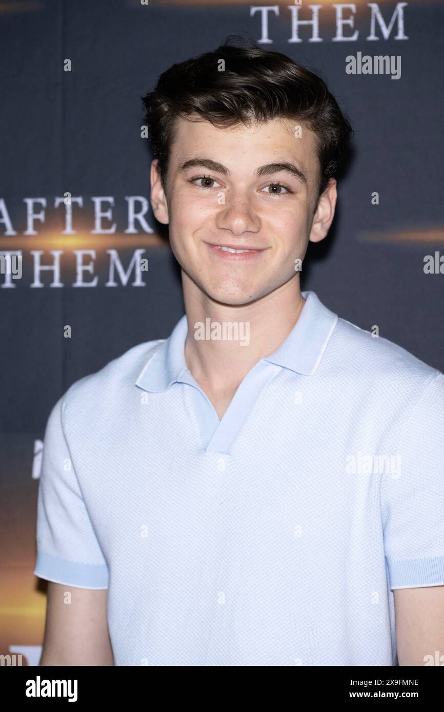 Powering culture hi-res stock photography and images - Alamy