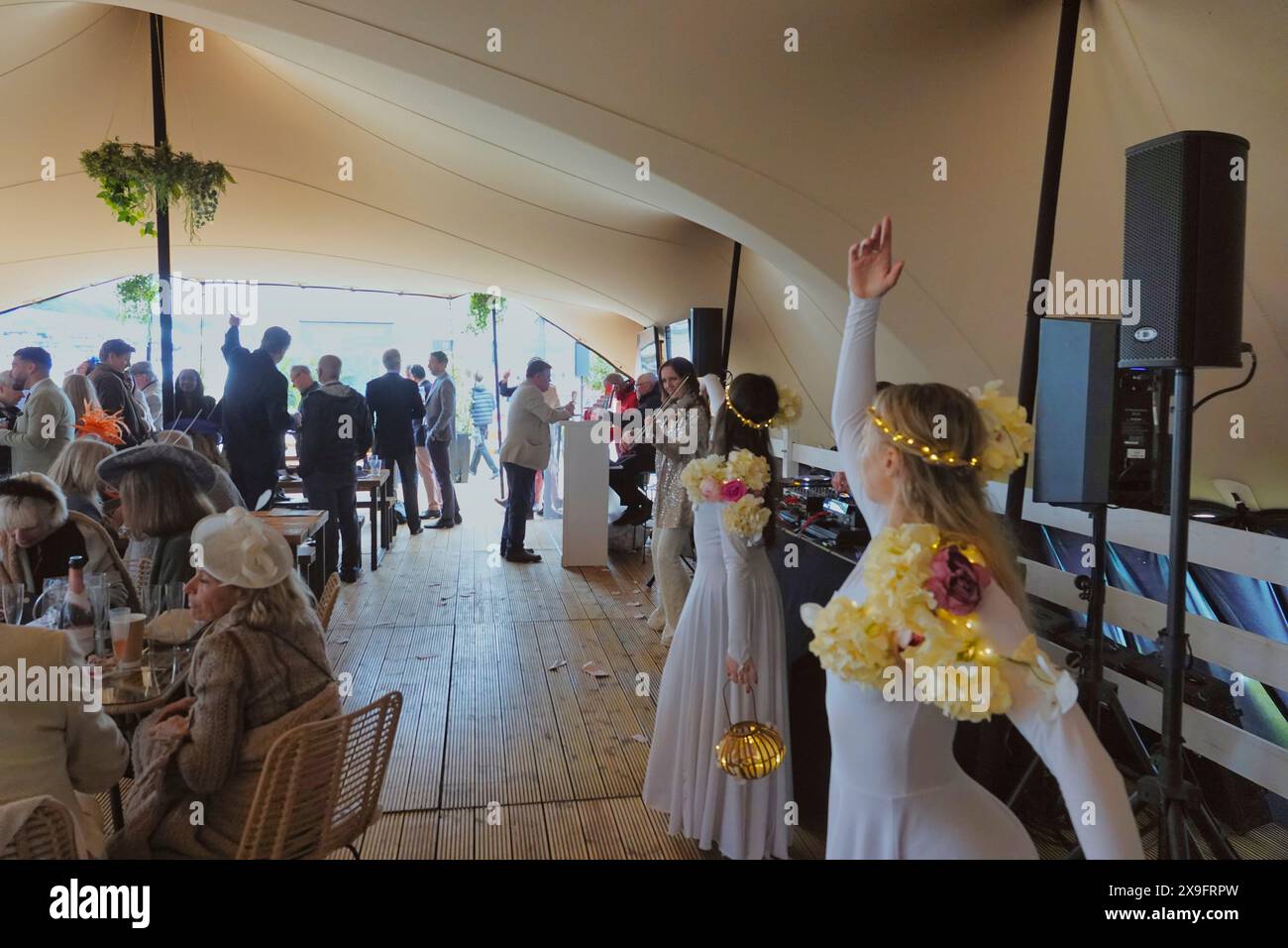 Epsom, Surrey, UK. 31st May, 2024. Atmosphere and social scenes prior ...