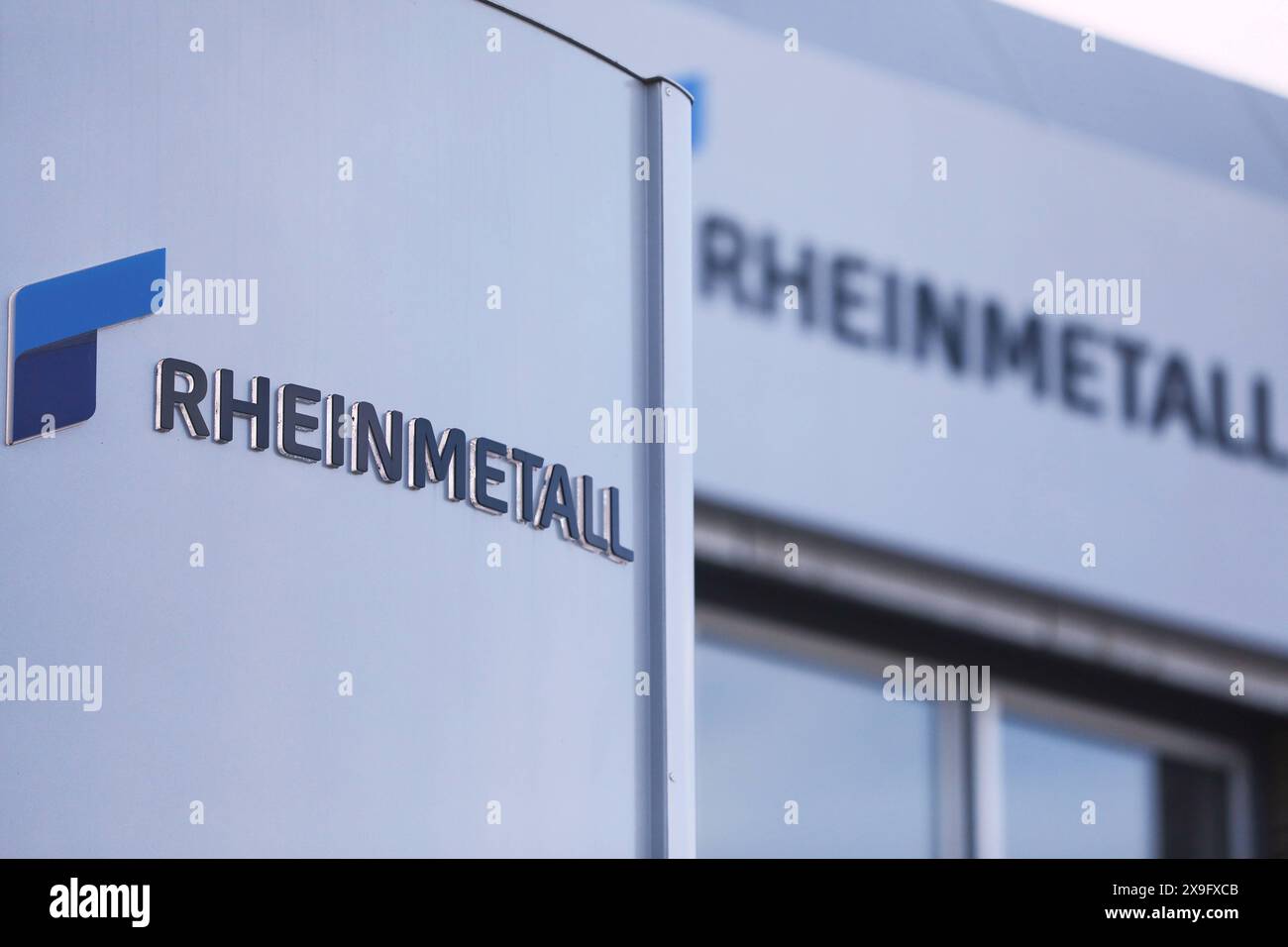 Rheinmetall logo hi-res stock photography and images - Alamy