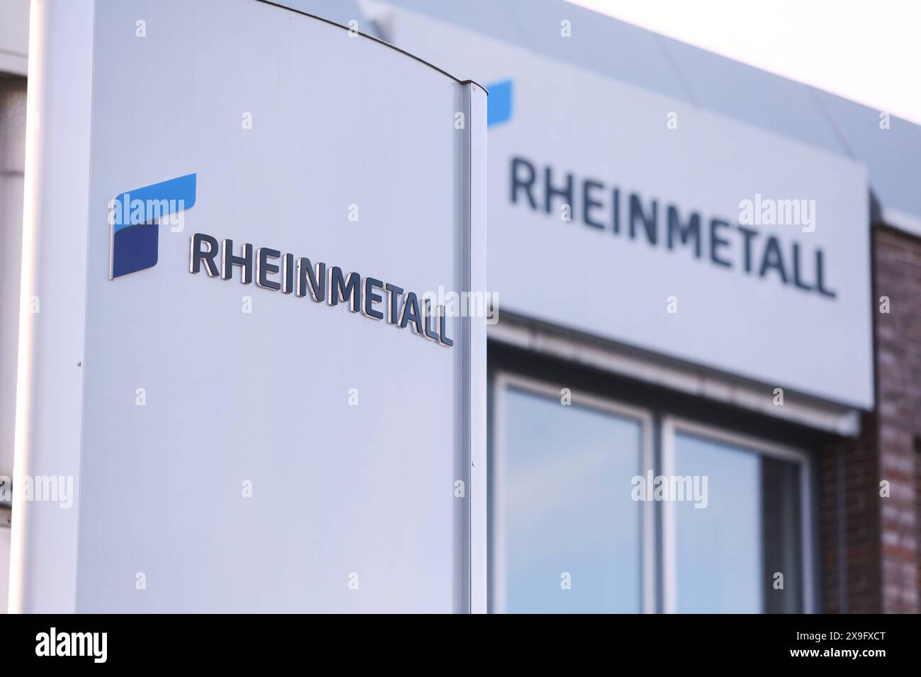 Rheinmetall logo hi-res stock photography and images - Alamy