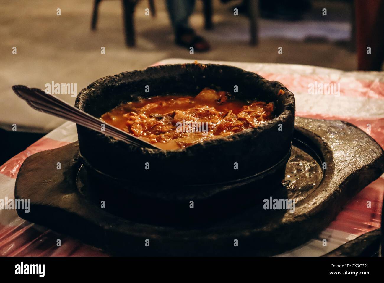 Yemenite food dish at Souq Waqif in Doha, Qatar Stock Photo - Alamy