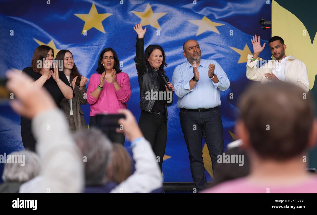 Senator fish hi-res stock photography and images - Alamy