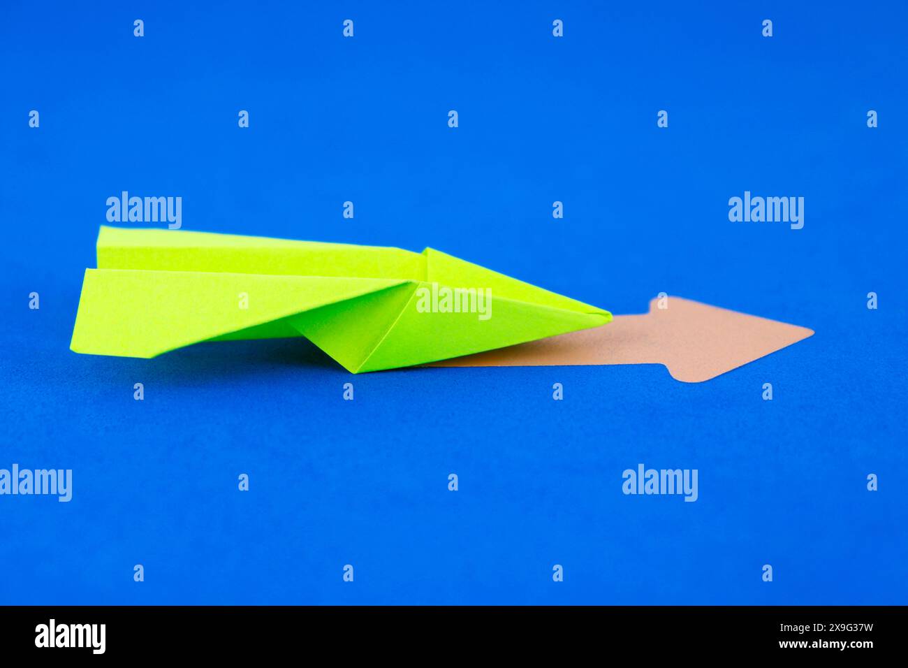 Directional sign airplane hi-res stock photography and images - Alamy