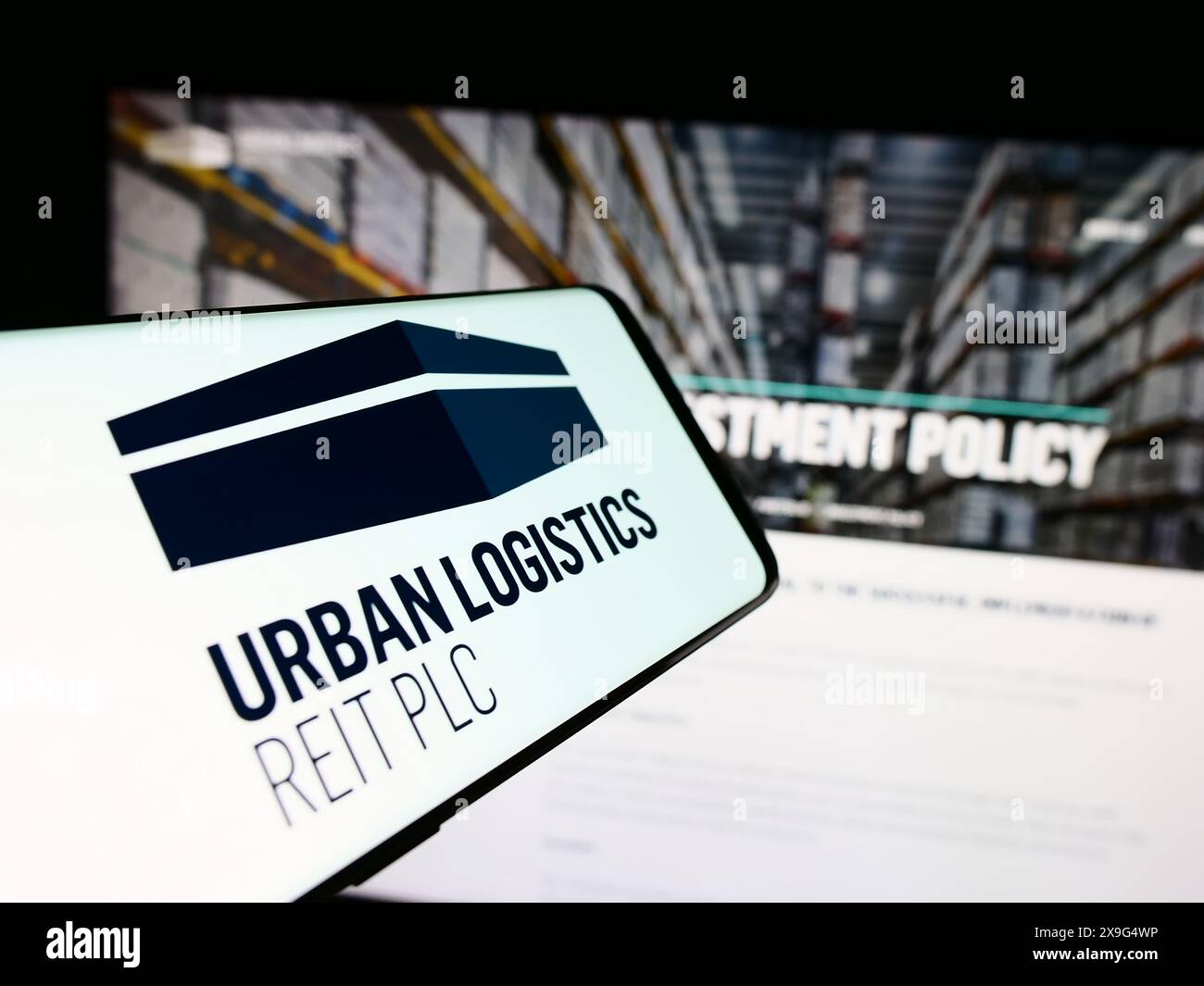 Urban logistics logo hi-res stock photography and images - Alamy