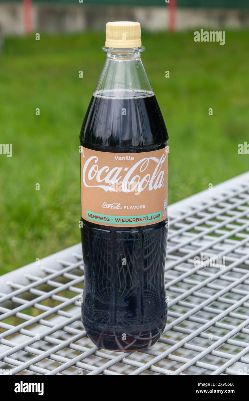 Hanover, Germany - April 27, 2024: Coca-Cola Vanilla flavour Stock ...