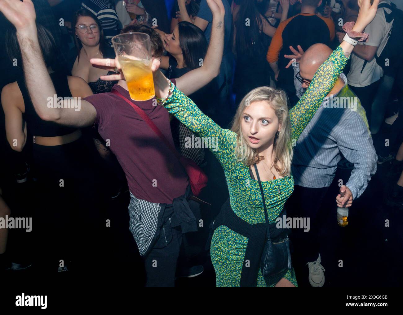 Dancing club nightclub uk hi-res stock photography and images - Alamy