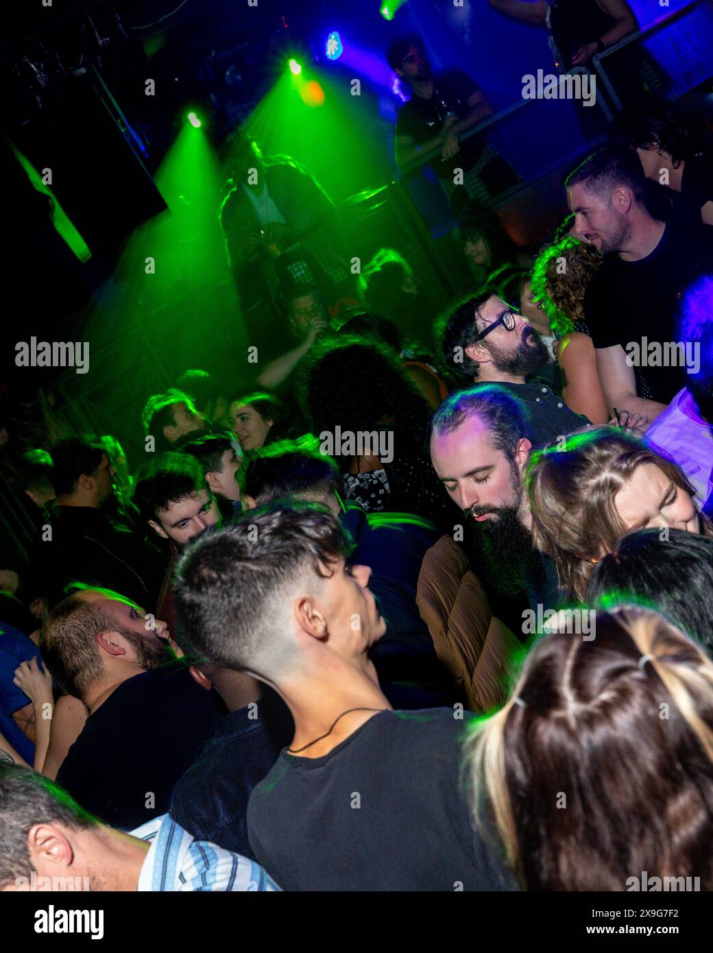 Nightlife entertainment hi-res stock photography and images - Alamy