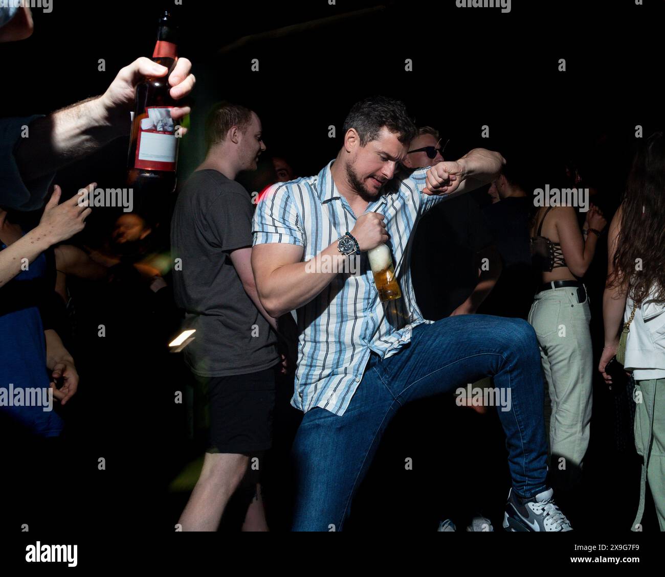 Male photographer night party hi-res stock photography and images - Alamy