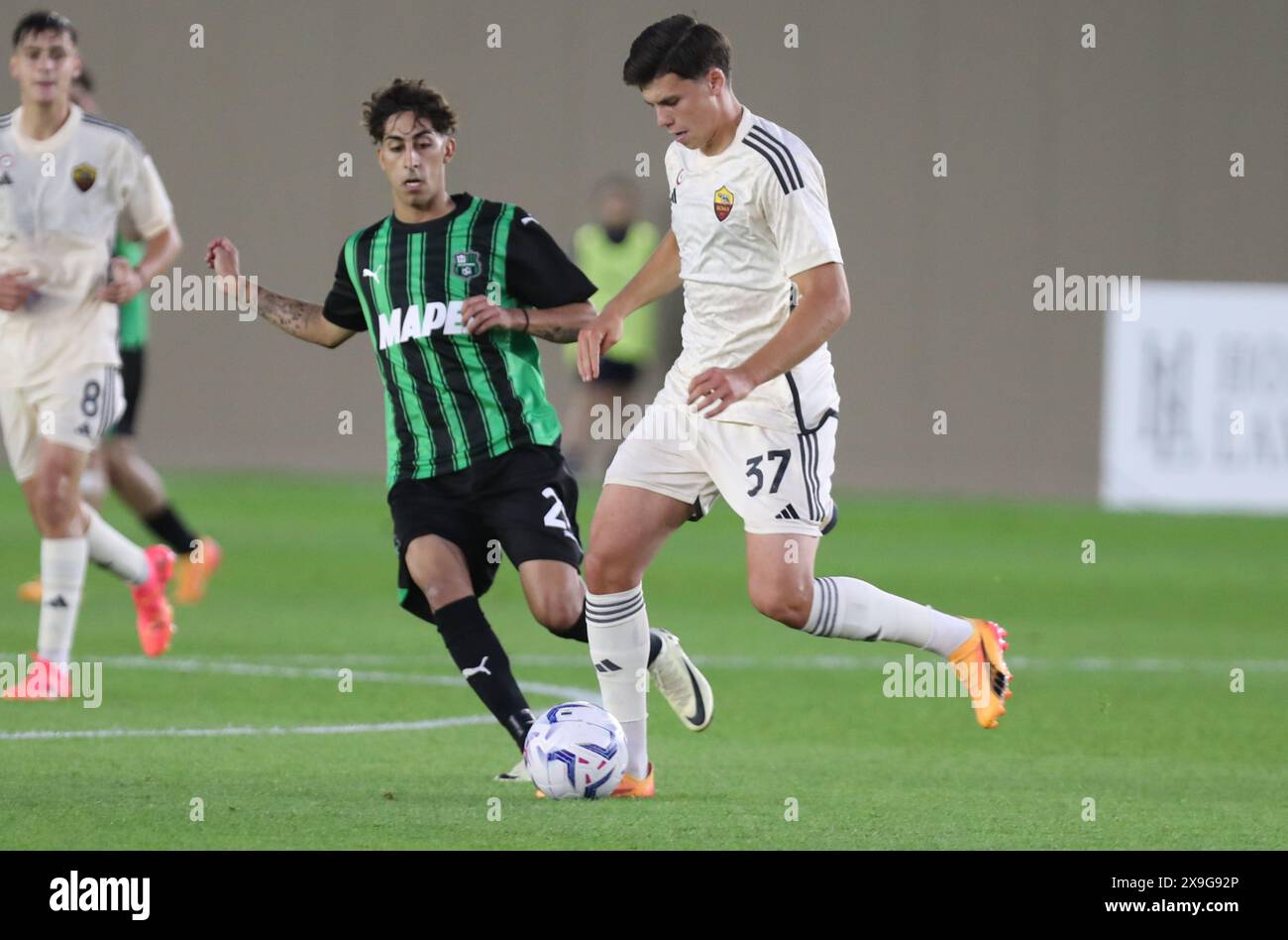 Firenze, Italia. 31st May, 2024. Sassuolo's Kevin Bruno fights for the ...