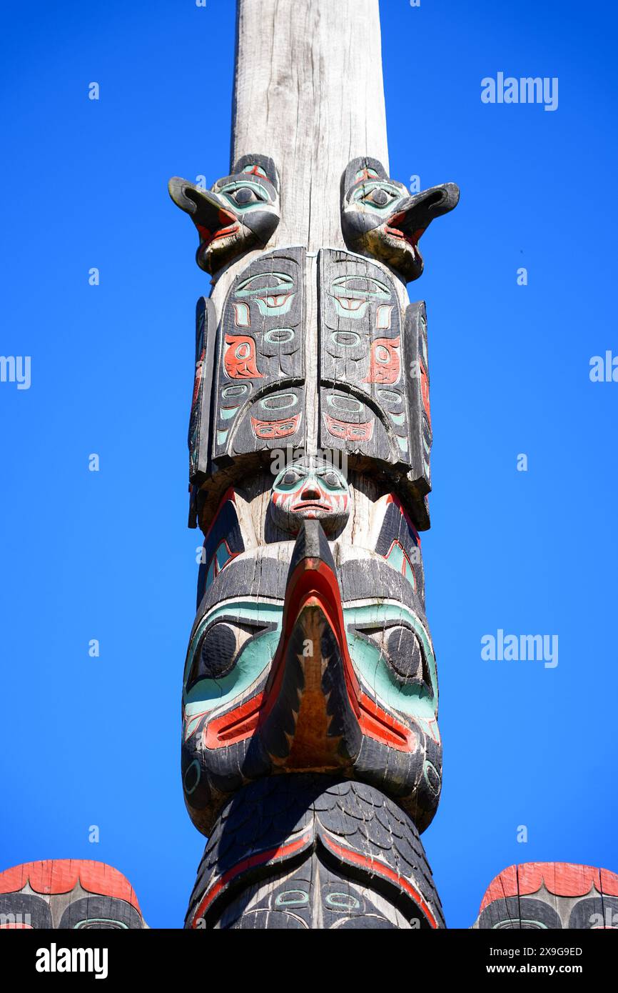 Chief Johnson totem pole was carved by Israel Shotridge and raised in ...