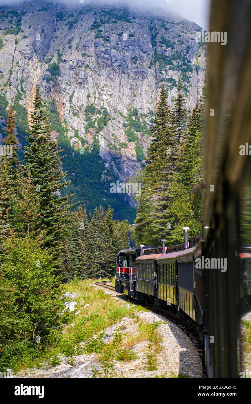 Narrow-gauge train of the White Pass and Yukon Route in the Alaskan ...