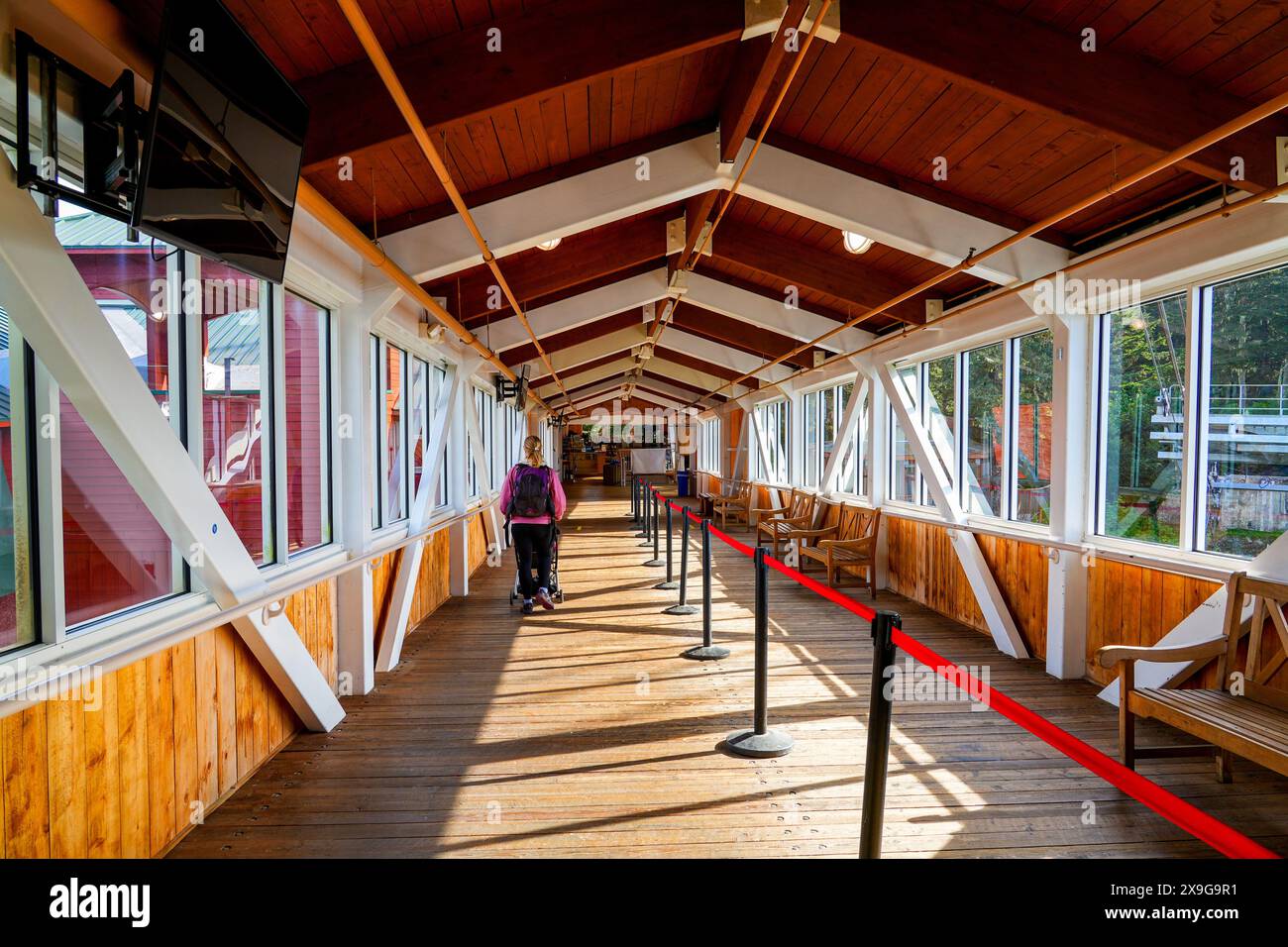 Footbridge at the top station of the Goldbelt Tram cable-car ascending ...