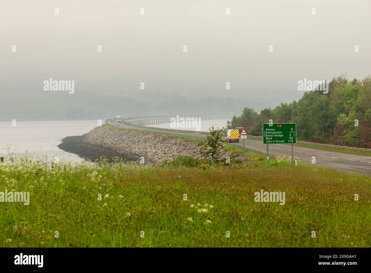 The Cromarty bridge over the Cromarty Firth in northern Scotland ...