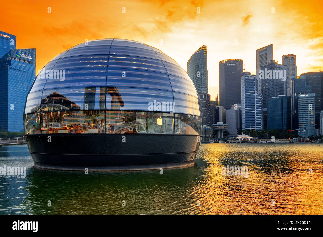 Glass dome Apple Store floating on Marina Bay Sands Singapore Stock ...