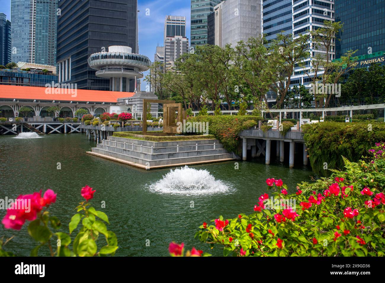 CBD buildings from Clifford Square, Marina Bay, Central Business ...