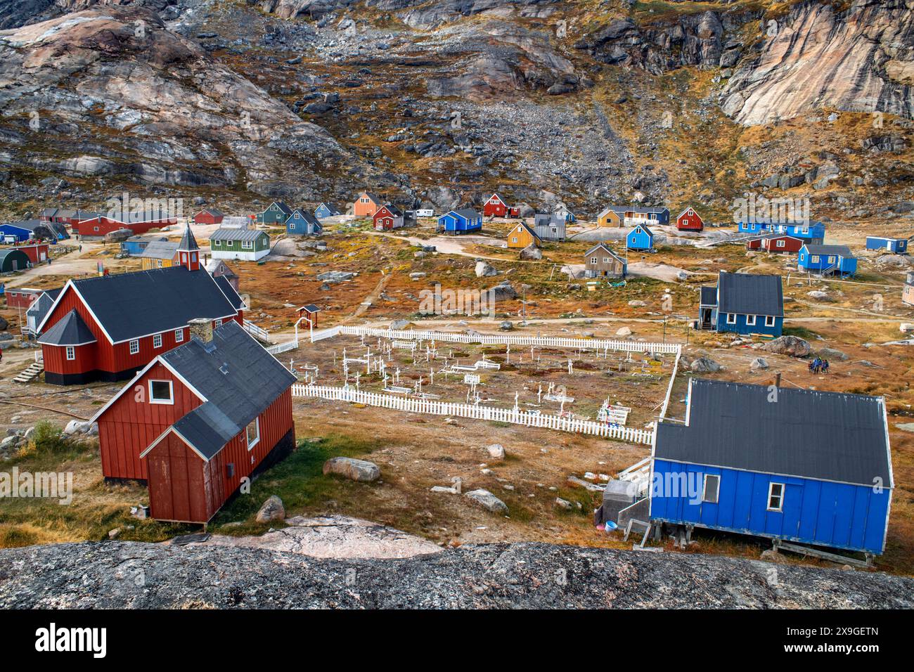Coloful houses in the small isolated inuit village of Aappilattoq ...