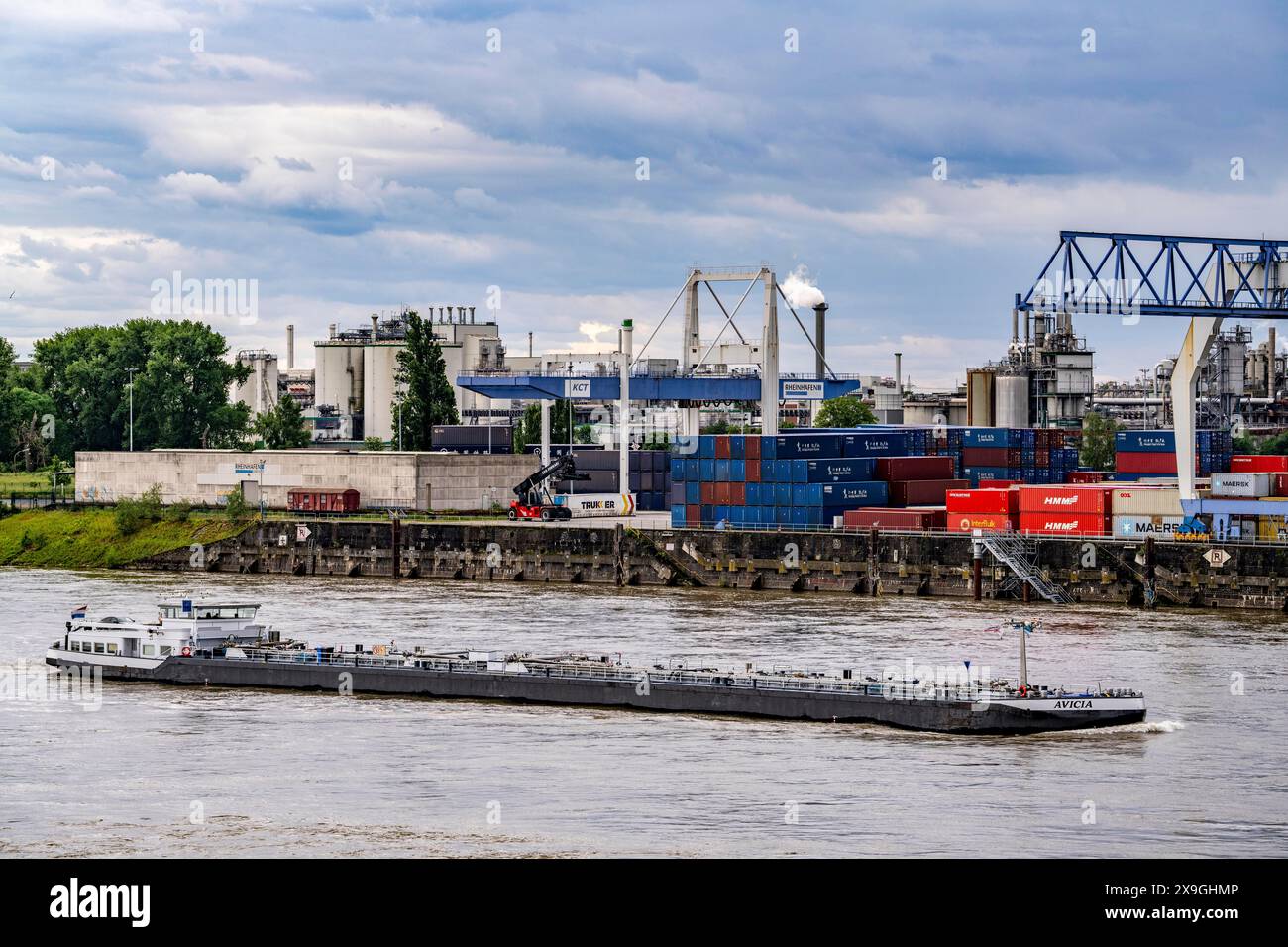 Container terminal in the Rhine port of Krefeld, inland port, 4th ...