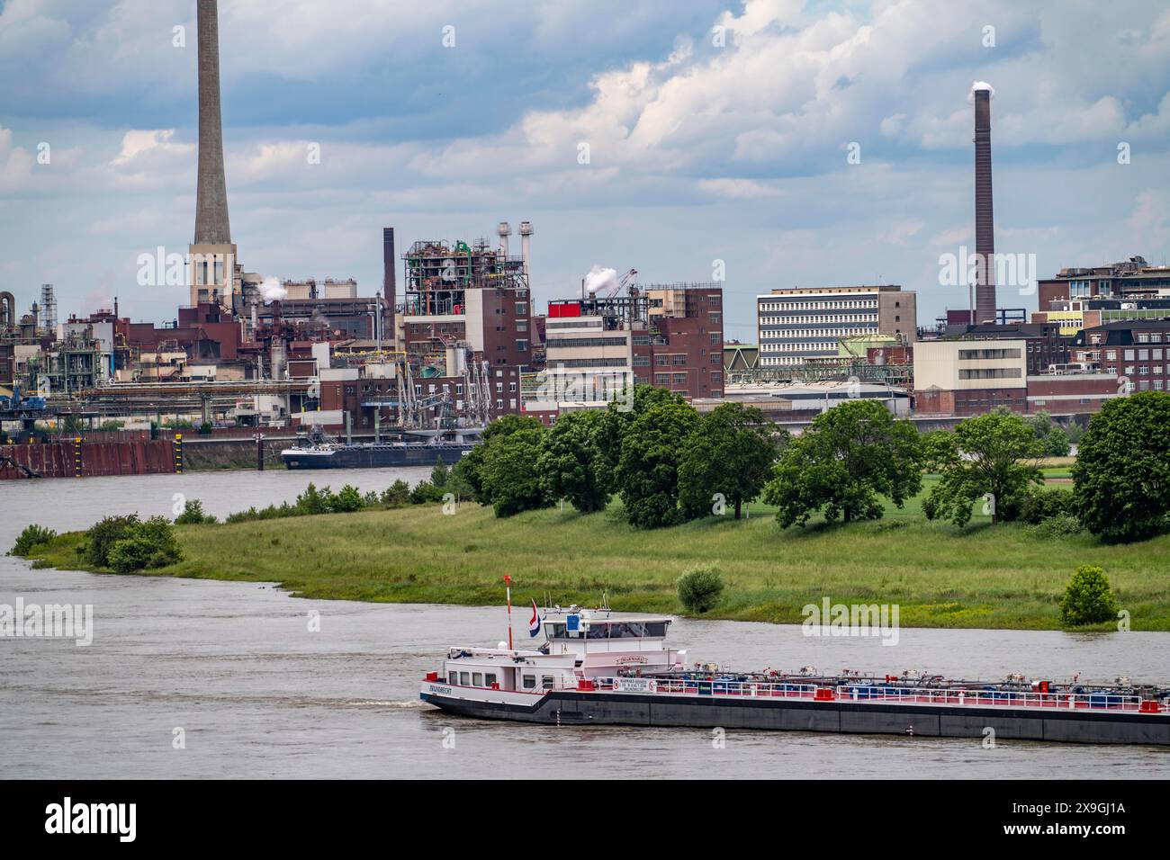 Chempark Krefeld-Uerdingen, around 40 companies are located in the ...