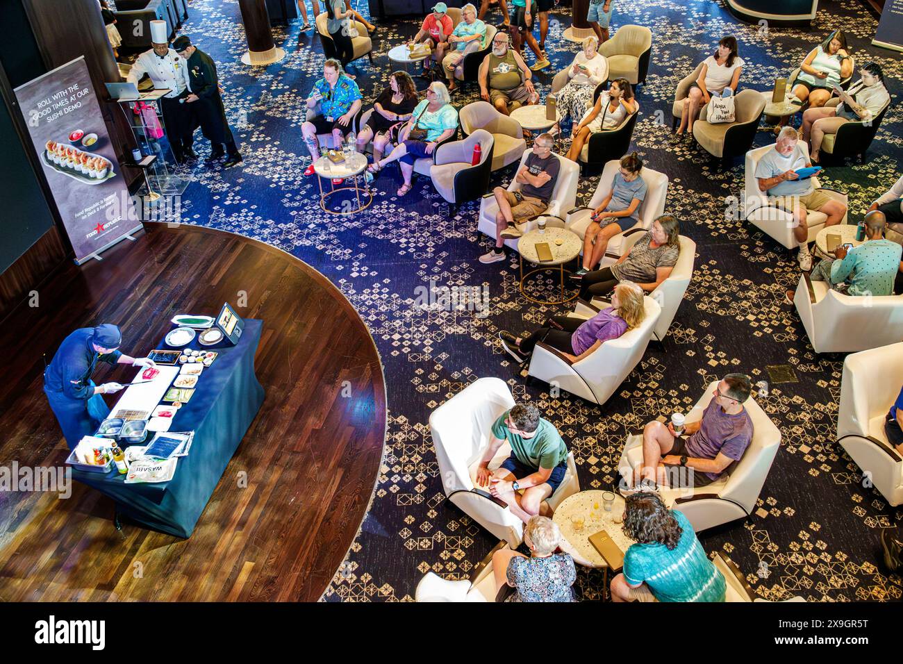 Cruise ship atrium hi-res stock photography and images - Alamy