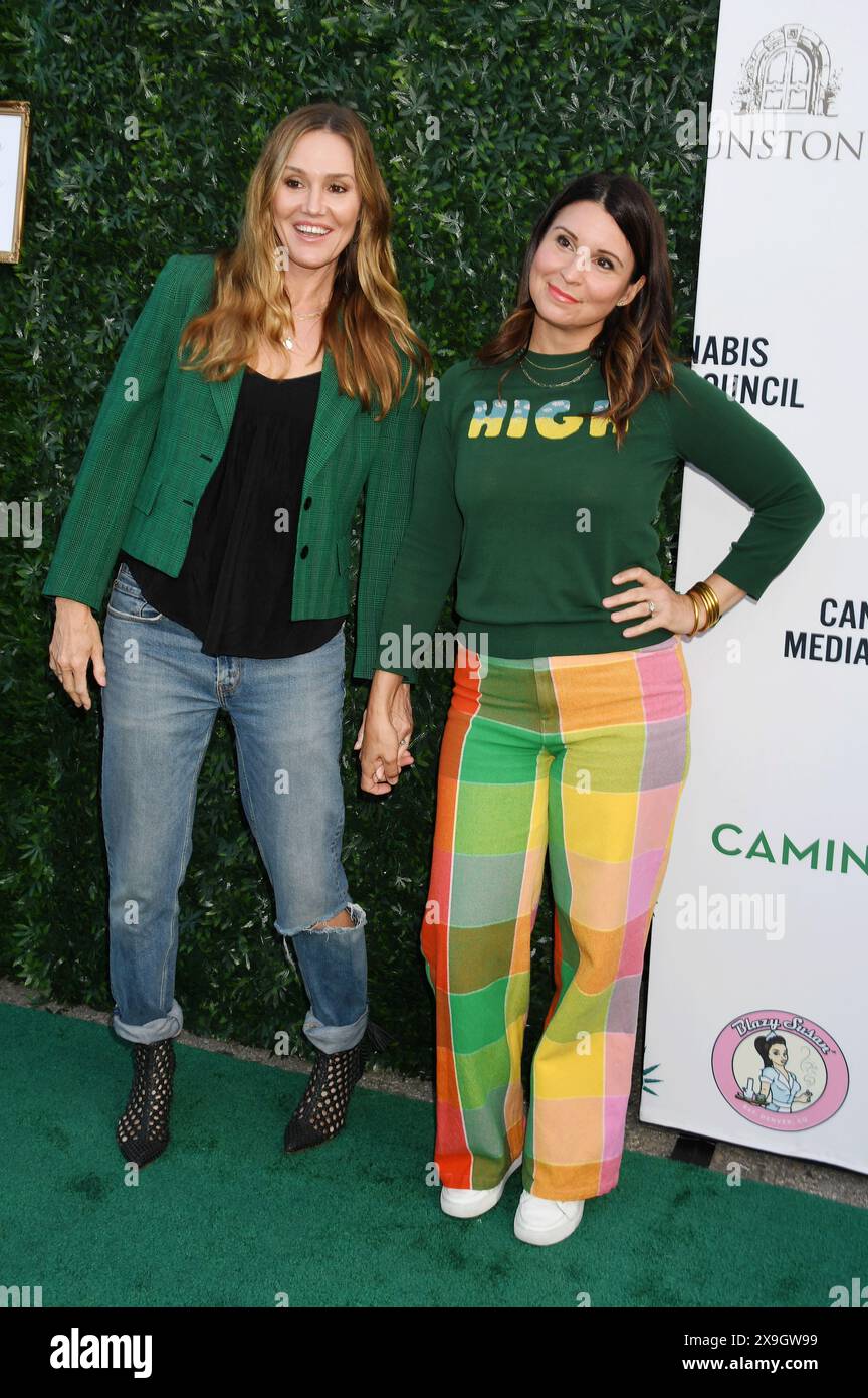 LOS ANGELES, CALIFORNIA - MAY 30: (L-R) Erinn Hayes and Beth Dover ...