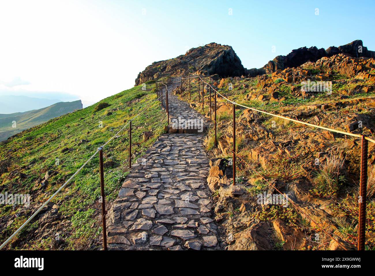 Trail to the Ponta de São Lourenço (tip of St Lawrence) at the ...