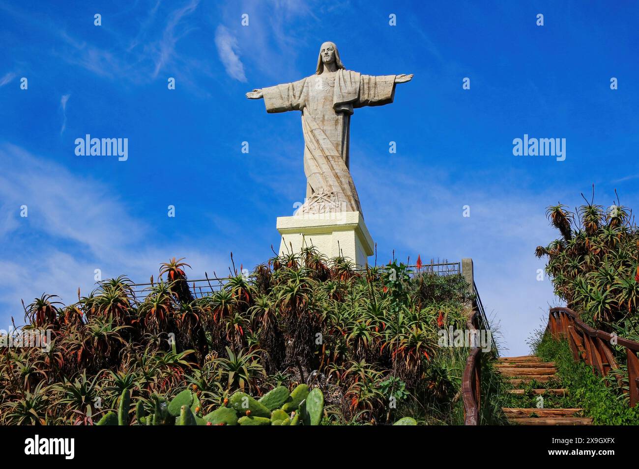 Statue of Jesus Christ on the Cape of Garajau named "Christ the King ...
