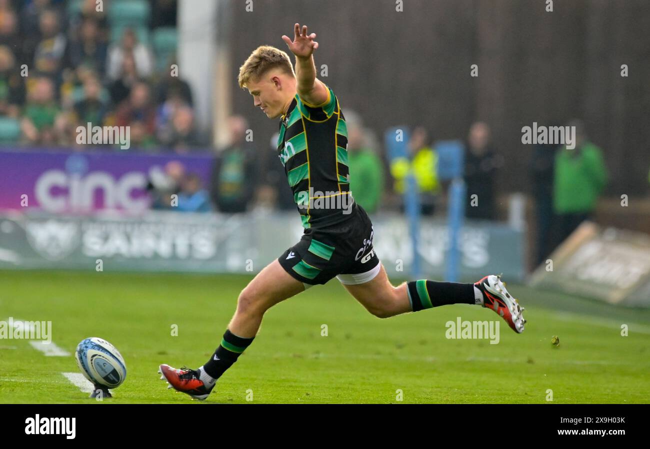 Northampton, UK. 31st May, 2024. Fin Smith of Northampton Saints in ...