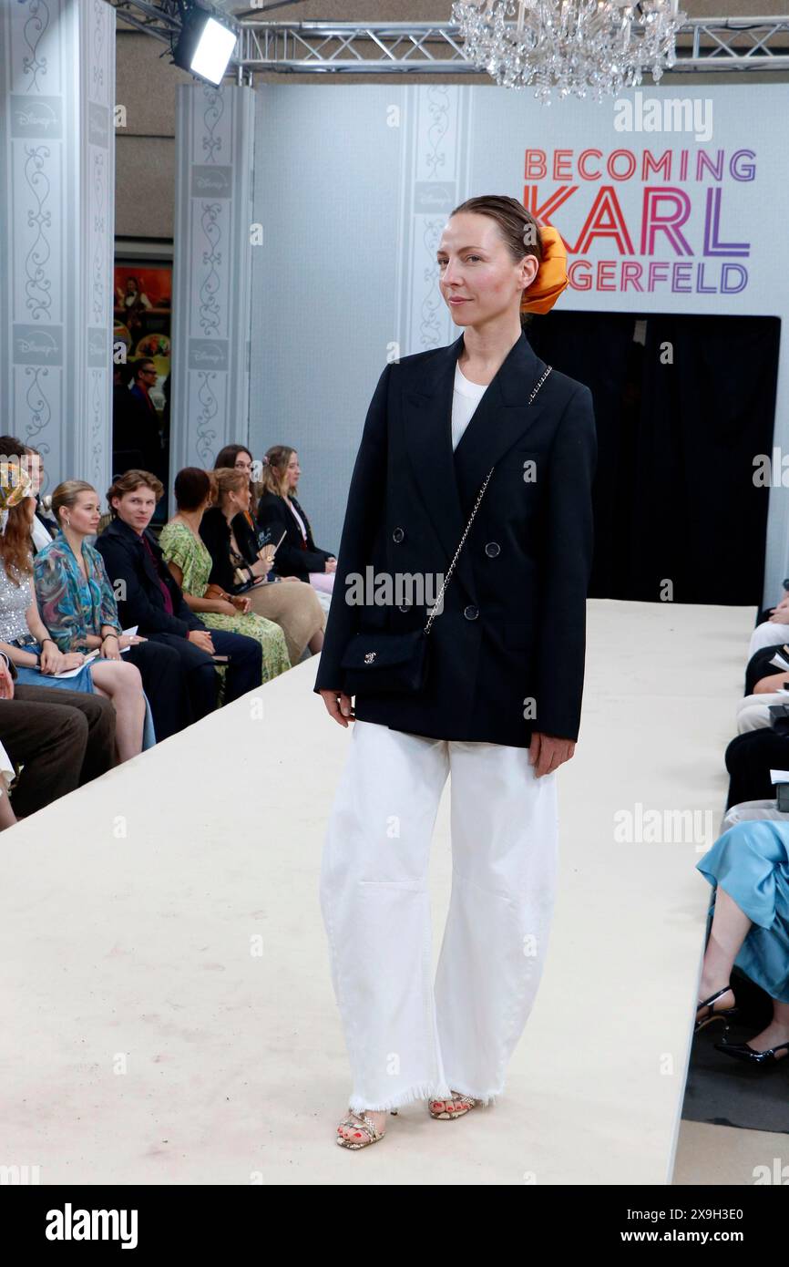 Karoline Schuch at the German premiere of Becoming Karl Lagerfeld at ...