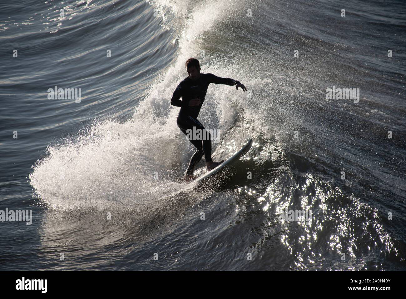 Surfer shadow hi-res stock photography and images - Alamy