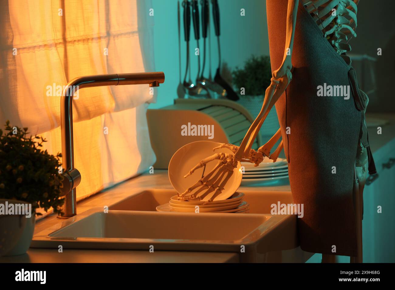 Scary chores hi-res stock photography and images - Alamy
