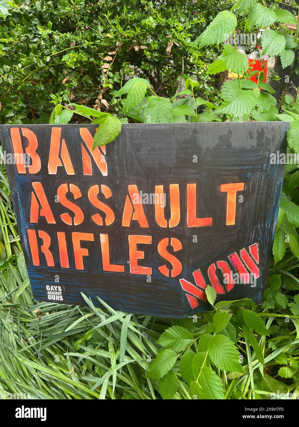 Ban assault rifles now sign hi-res stock photography and images - Alamy
