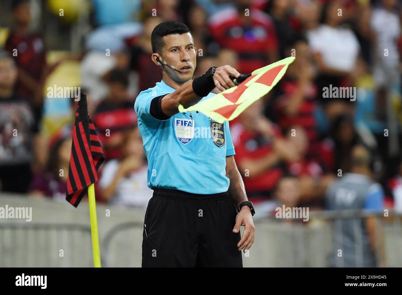 Rio de Janeiro, Brazil, May 1, 2024. Referee, during the football match ...