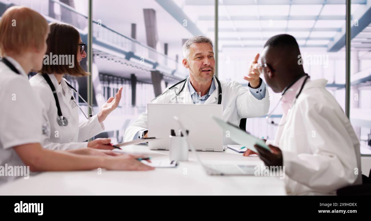 Medical consultation collaboration hi-res stock photography and images ...