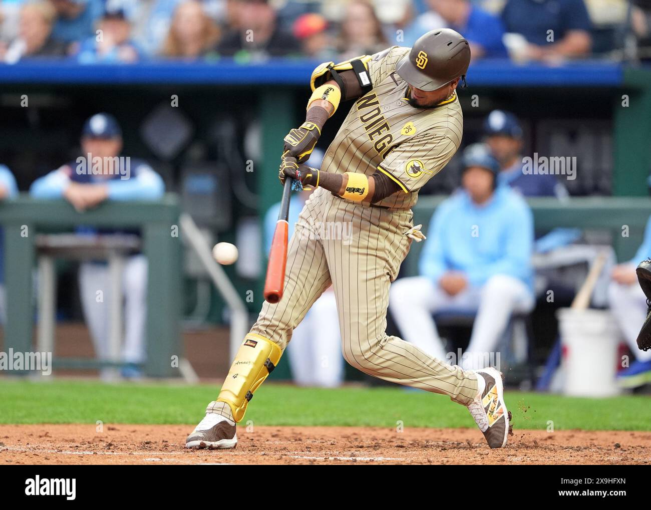 MAY 31, 2024: San Diego Padres second base Luis Arraez (4) gets a hit ...